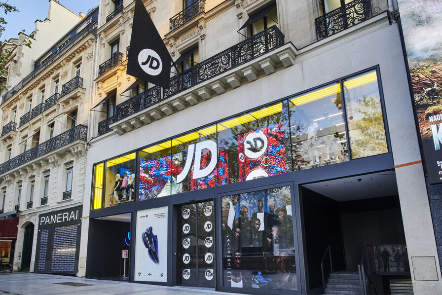 Découvrez le flagship JD Sports sur les Champs Elysées