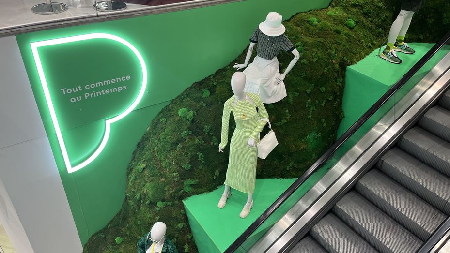 Nouvelle signature, nouveau logo : Le Printemps se donne un coup de jeune