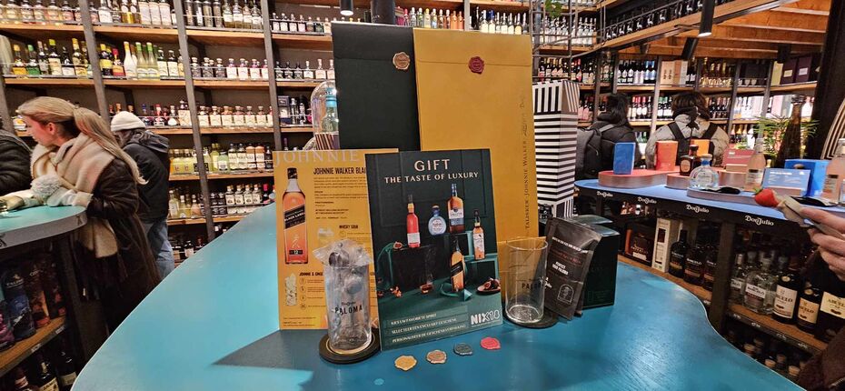 Rotterdam : découvrez The Library of Spirits, une boutique immersive ...