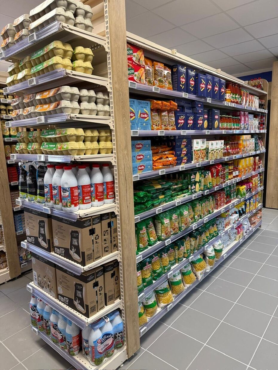 Grande distribution : la visite en images du plus petit magasin E ...