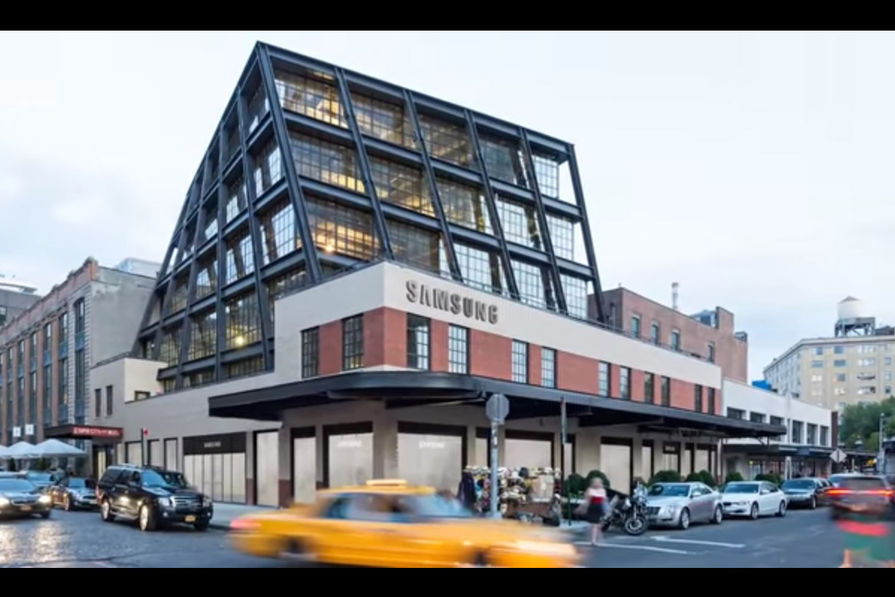 Le flagship du 837 Washington Street
