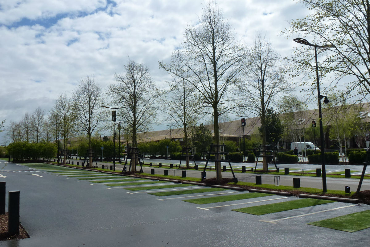 Un parking aux allures de jardin