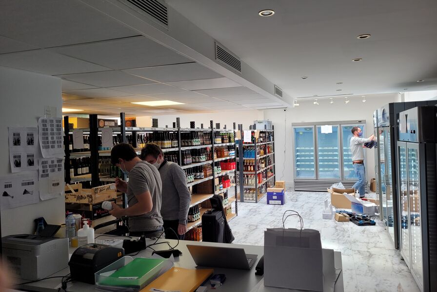 En images: visite du septième darkstore de Cajoo à Paris